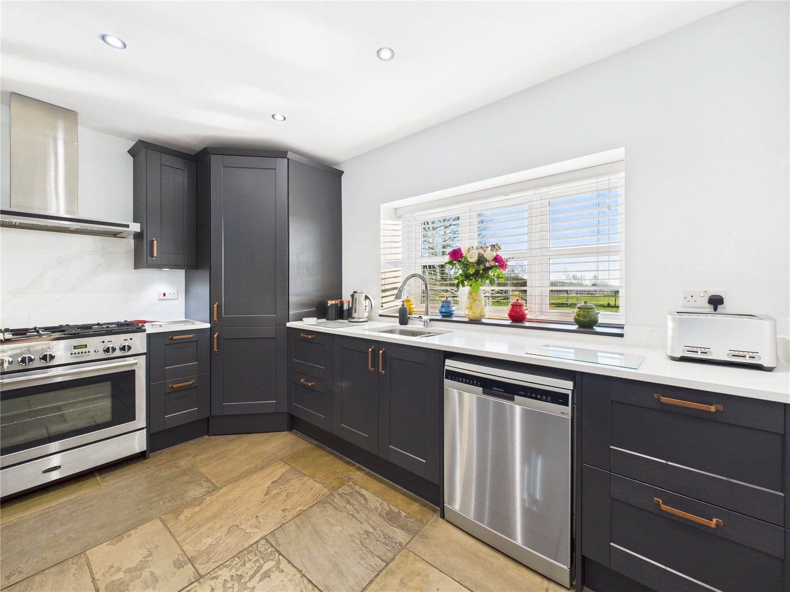 Windmill, Bishop Auckland, Durham, DL14 0PT - Ryan James Estate Agents Ltd
