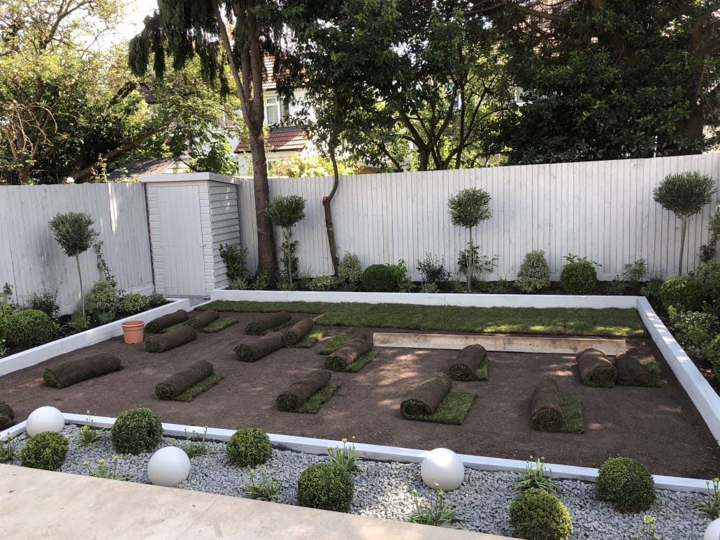 Contemporary Back Garden in Wembley - Designs 4 Gardens