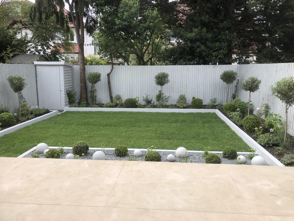 Contemporary Back Garden in Wembley - Designs 4 Gardens