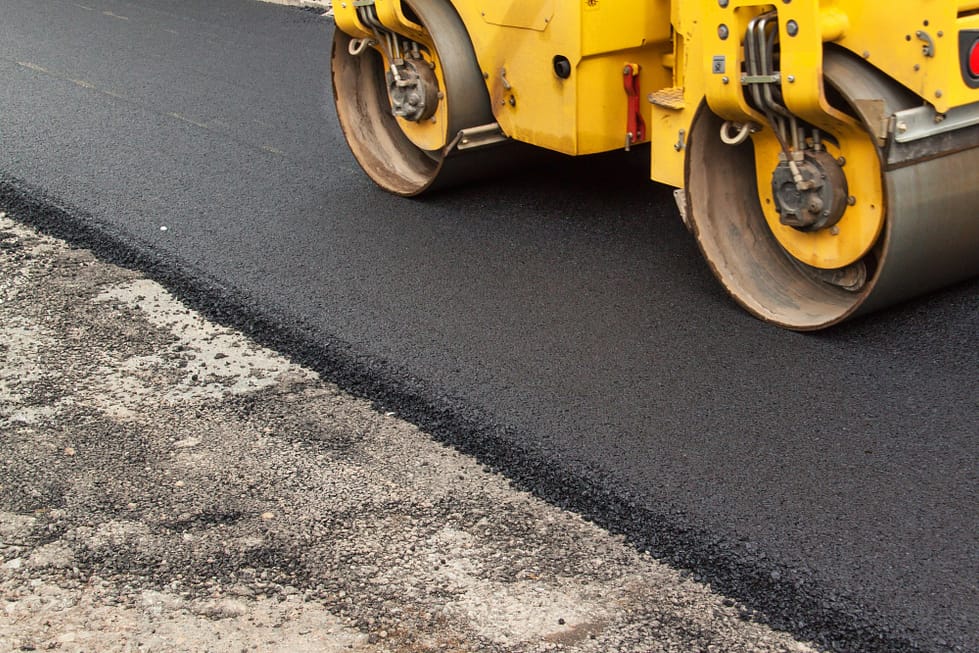 Choosing the Right Tarmac Thickness for Your Driveway - MJ Law Ltd