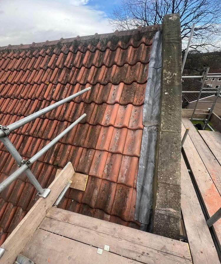 Roof Repairs - DHM Roofing & Building